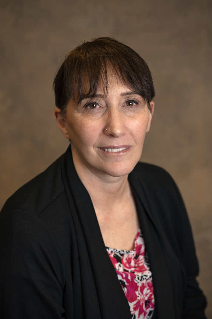 Kelly Valente, LMFT | St. Charles Health